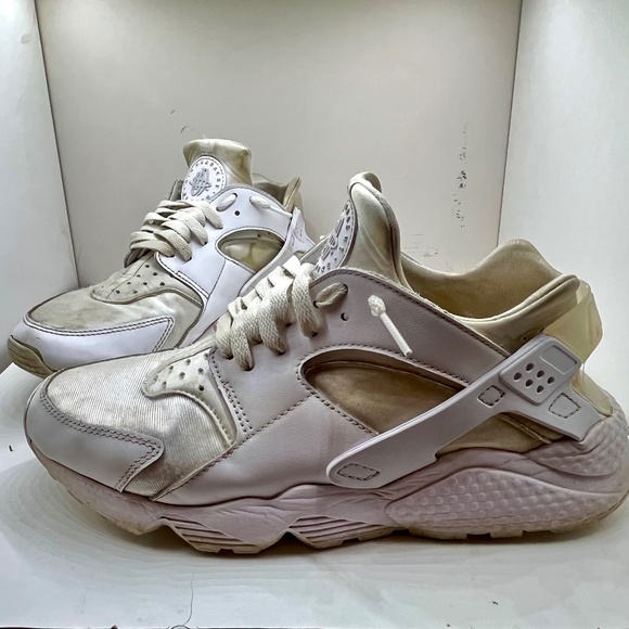 Nike | Shoes | Very Worn Nike Shoes | Poshmark